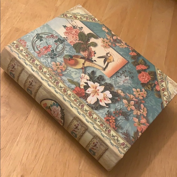 Other | 7 Glitter Face Masks In Storybook Box | Poshmark